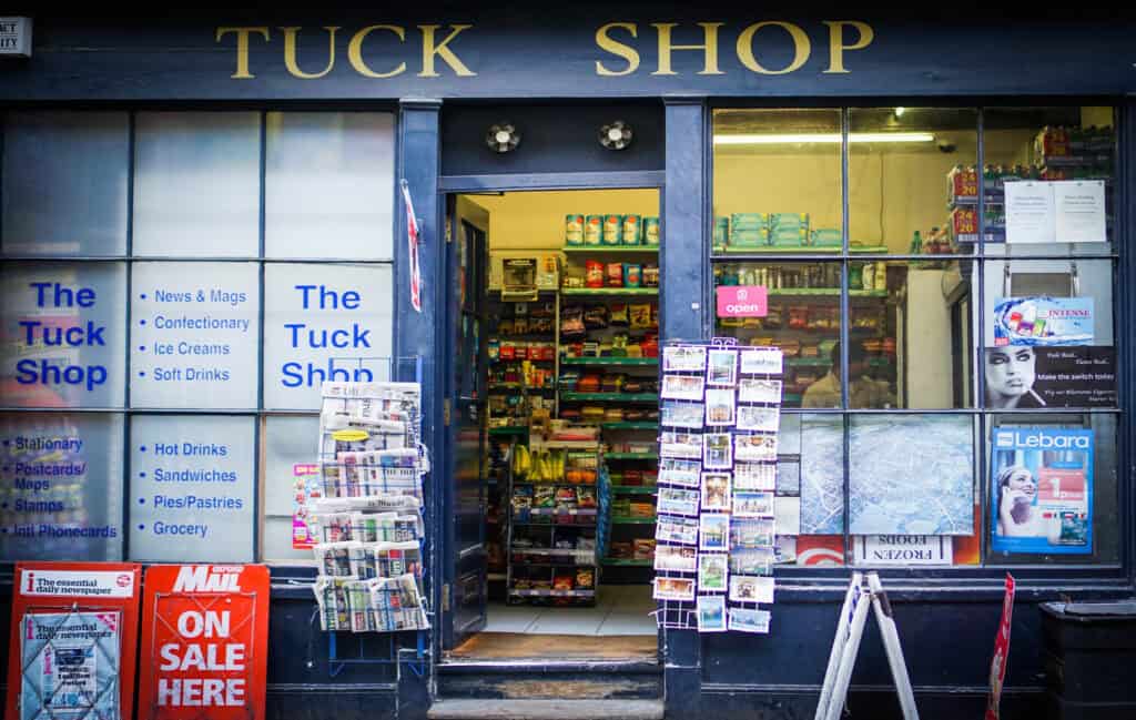 Retail SWOT Analysis: Things to Know About the Retail Industry