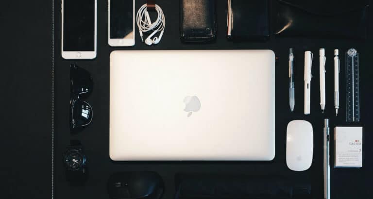 Apple Watch SWOT Analysis: Ruling the Smartwatch Industry
